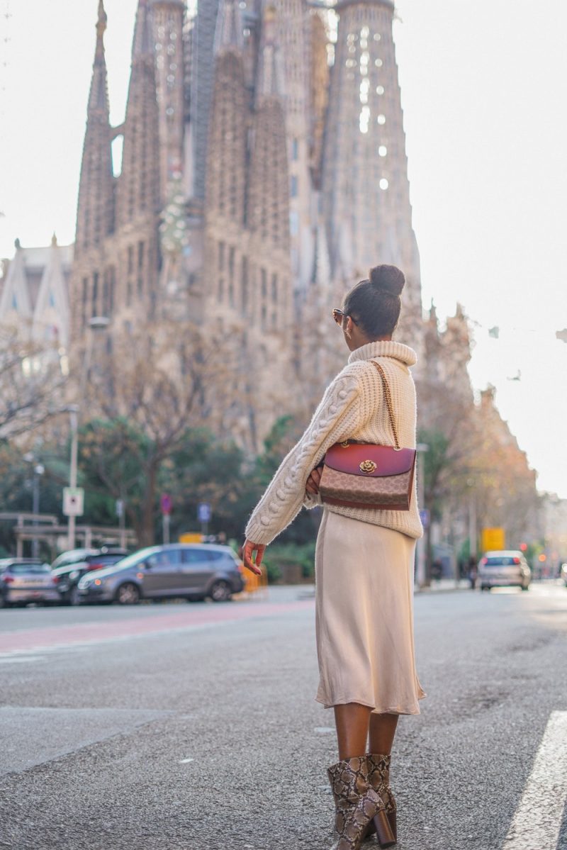 Color Talk: My All Light Outfit For Winter - Meet Miri